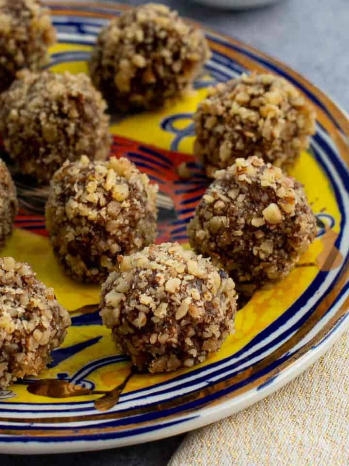 Jewish Holiday Favorites Archives - Danas Table